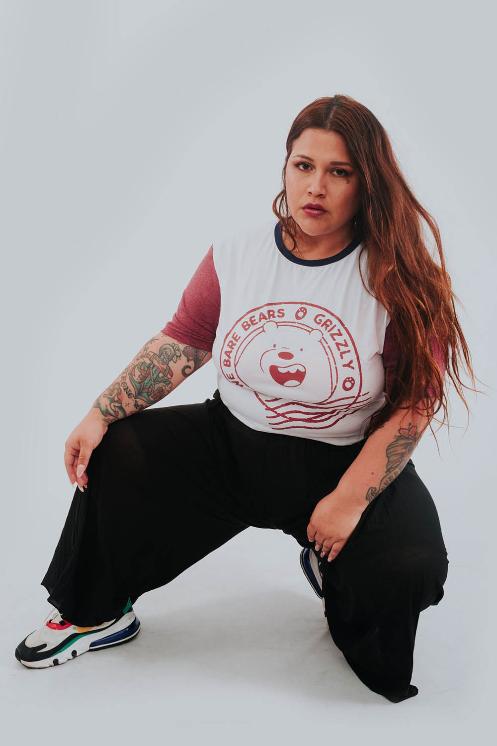 CAMISETA PARDO EXPLORE THE WORLD MUJER | Rockgotá